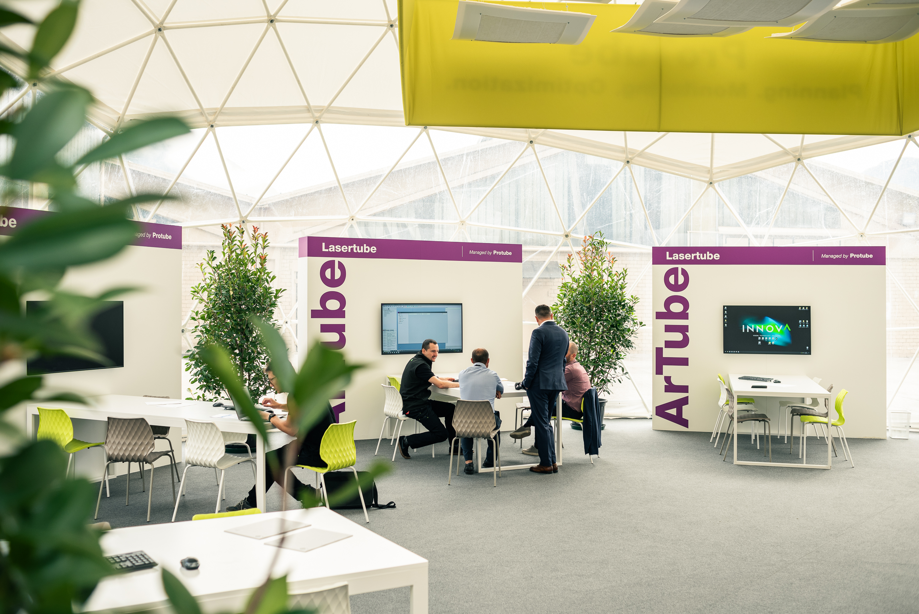 INNOVA - Vision. Technology. Solution. - Open House